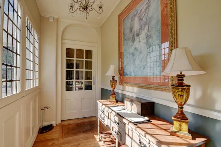 The Attic, Town Centre Apartment - Knaresborough