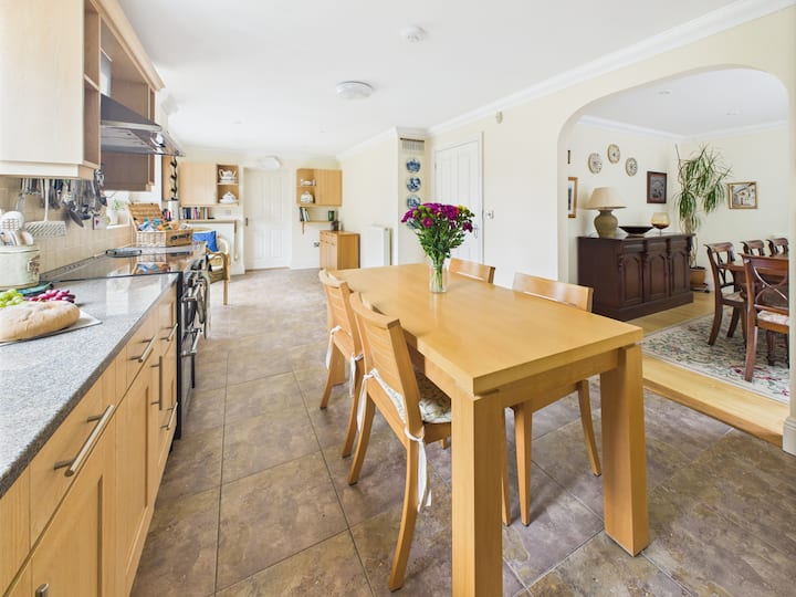 Large Detached House Near The Sea - Sidmouth