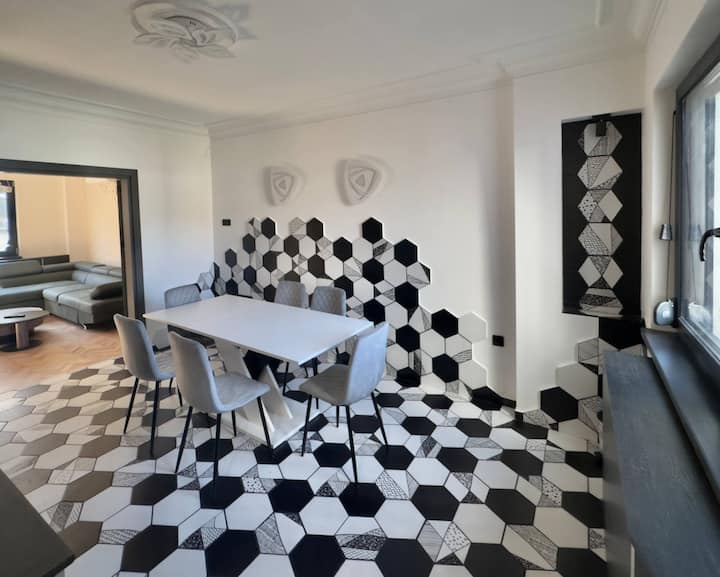 Gem Apartment@the Heart Of Sofia - Sofía