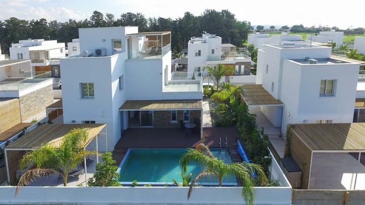 Plage Residences Villa 30 - Paphos