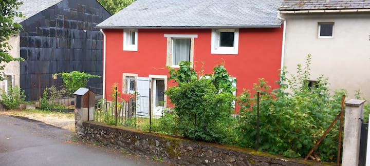 Maison Ancienne Dans Le Village. - La Salvetat-sur-Agout