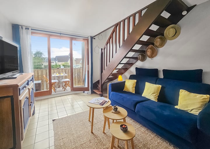 F2 Cosy Avec Balcon, à 700m De La Plage - Franceville-Plage
