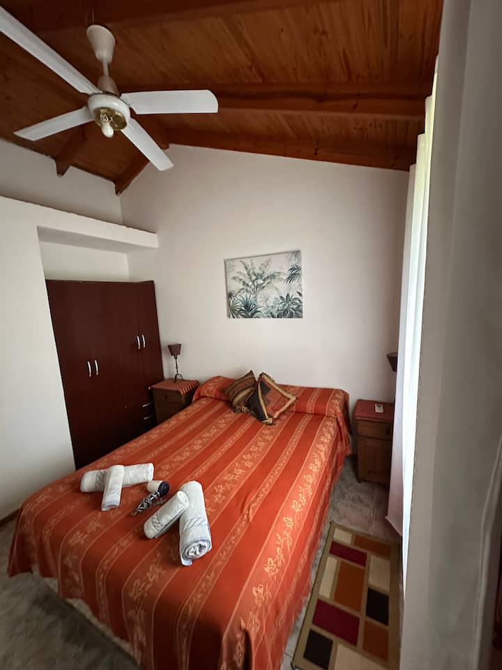 Cabaña Holística Desayuno, Asado Y Masaje - La Falda