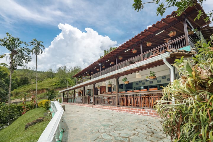 Finca Terra Linda Con Vista A Farallones De Citara - Salgar