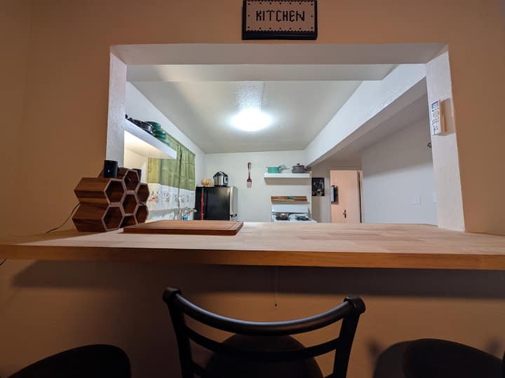 Modern City Retreat With A View! - El Paso, TX