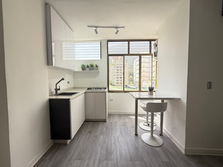 Bello Monoambiente Moderno - Caracas