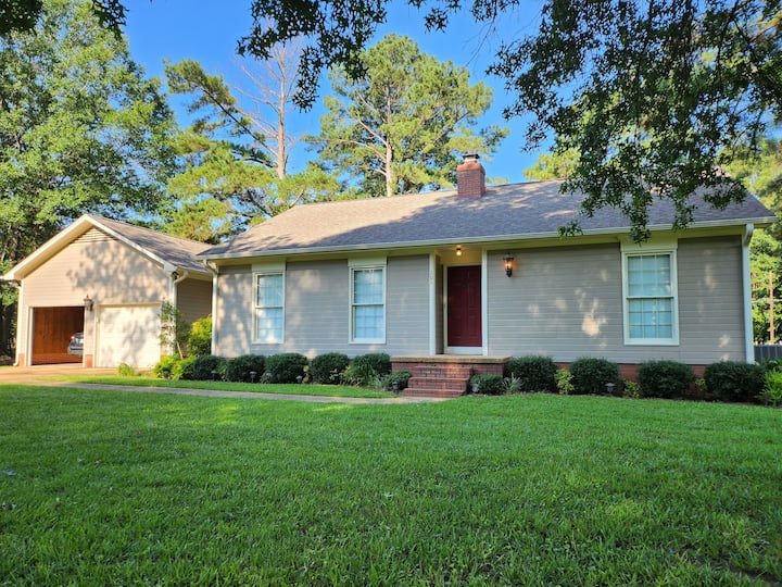 Oxford House Close To Campus. Great For Gameday! - Oxford, MS