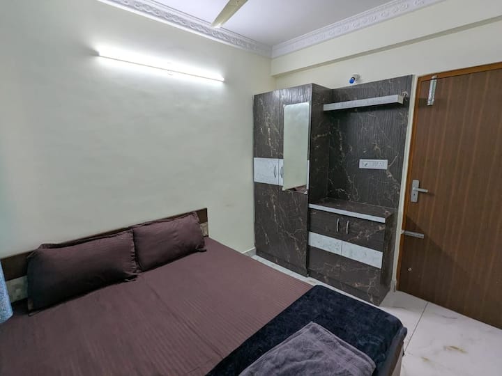 #5001 Near Btm Metro Station - Bengaluru