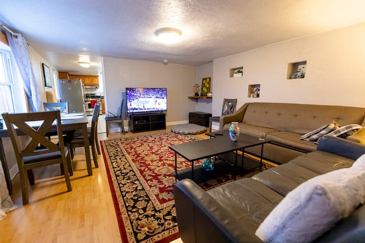 The Edgewater Estate - Lakewood, CO
