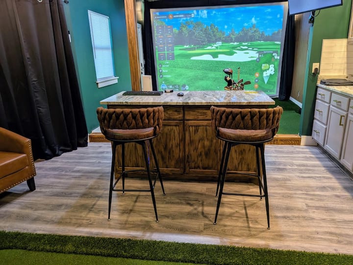Masters Retreat + 2hrs Private Golf Lounge - Oklahoma