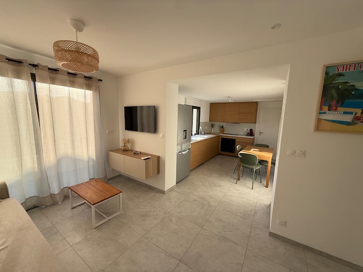 T3 Neuf Tout Confort Dans Villa D’architecte - Bormes-les-Mimosas