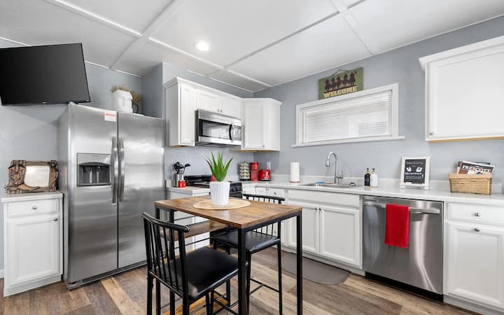 Horseshoe Hideaway — Walk To Dt - Prescott, AZ