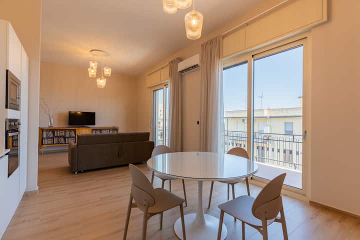 (Locri) Appartamento Luxury A 2 Min Dal Mare - Locri