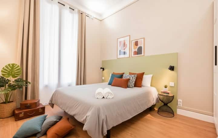 Nice 15-bedroom Group Flat For 27ppl In L'eixample - El Prat de Llobregat