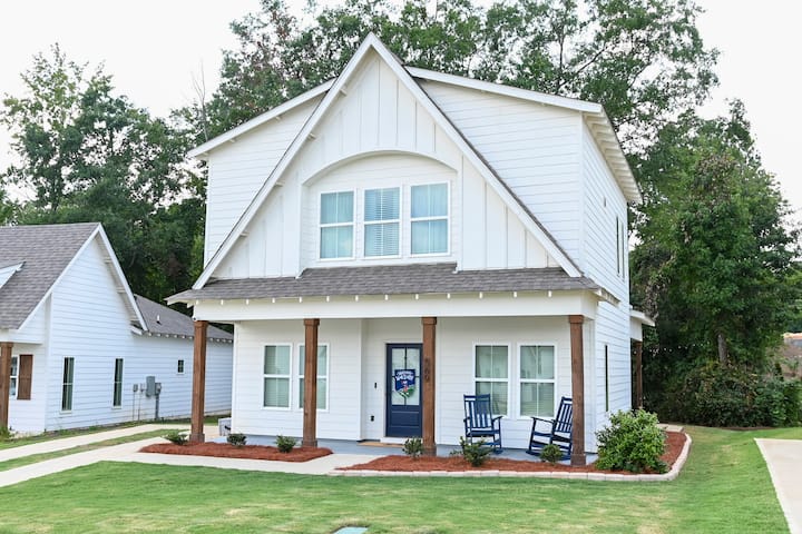 1.7 To Jordan-hare, Rtj Golf, Sleeps 8, 3br/2.5ba - Auburn