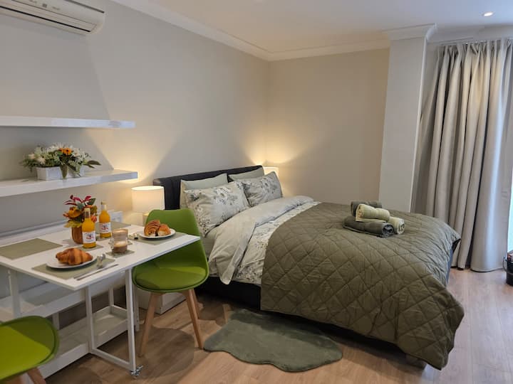 In The Heart Of The City Center - Cambridge