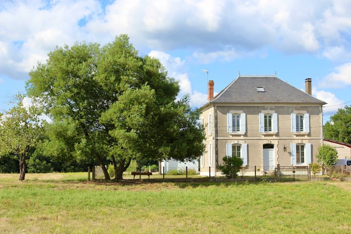 Maison De Maître En Dordogne - France