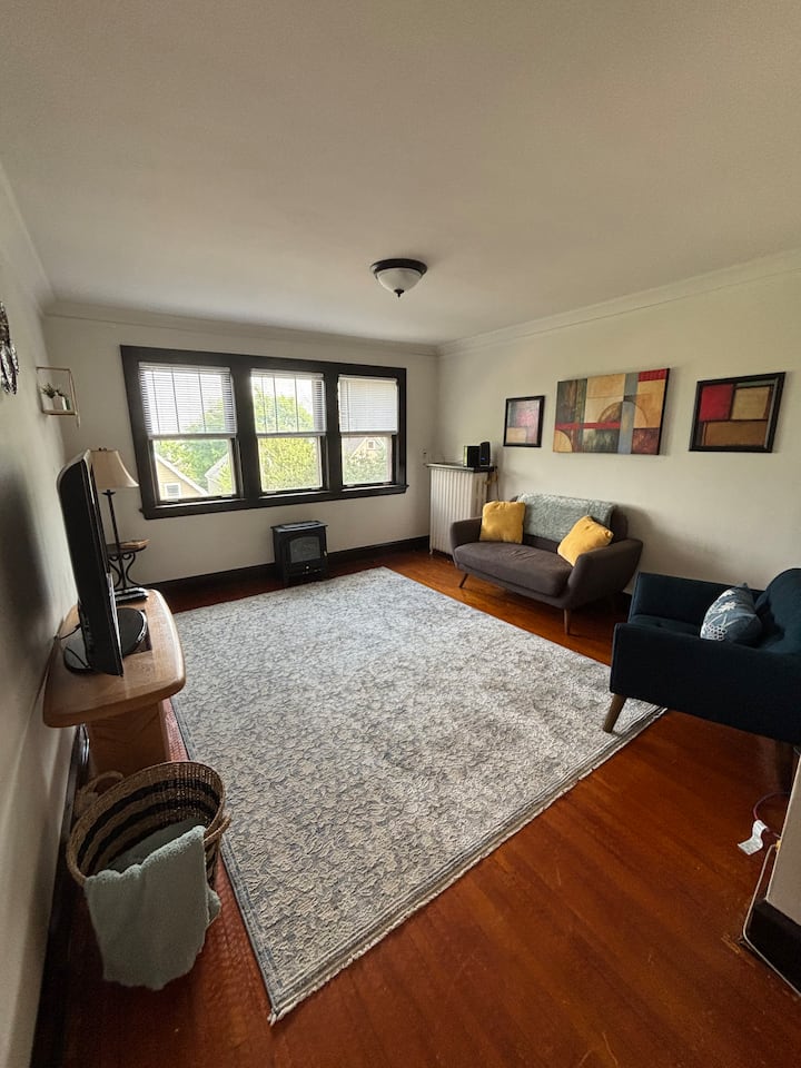Lincoln Park Luxury! - Duluth, MN