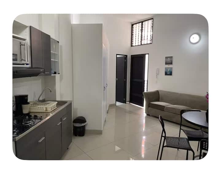 Apto Santa Gema Impecable # 103 - Medellín