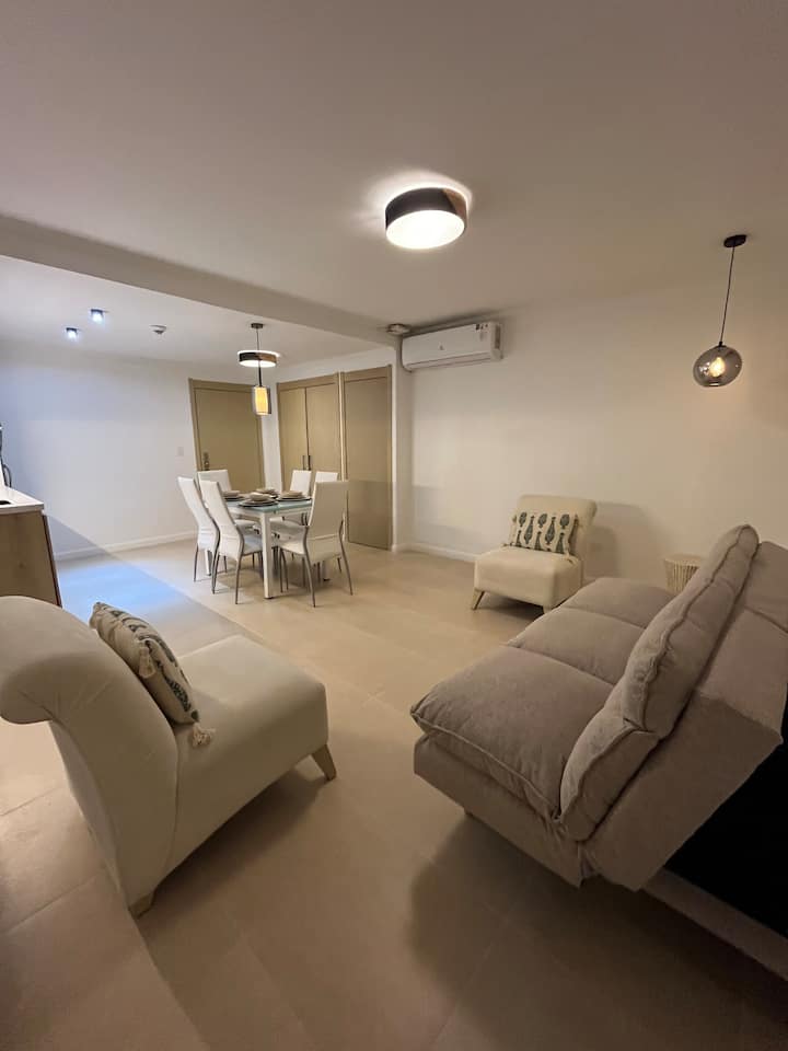 100% Renovated Suite In Riverfront 1 | Pool & Gym - Guayaquil