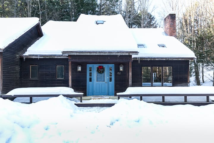 Beautiful Home In Stowe, Vt. - Stowe, VT