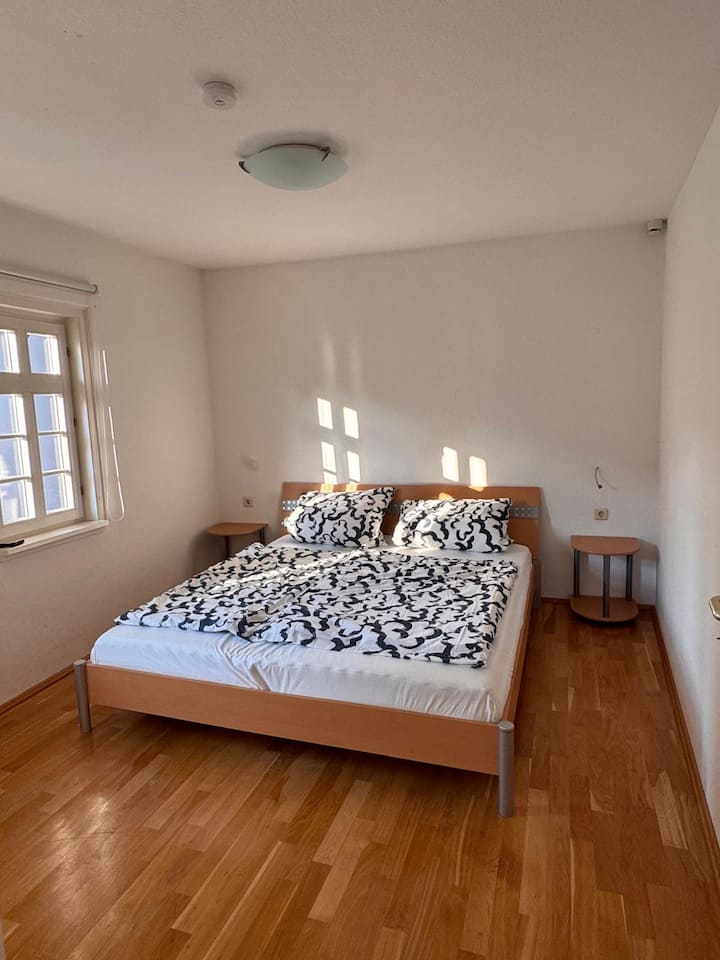 Voll Ausgestattetes Apartment Direkt In Der City - Herrenberg