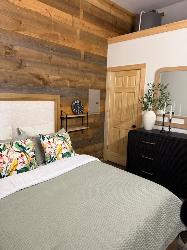 Guesthouse Near Six Flags - Scream, Agawam