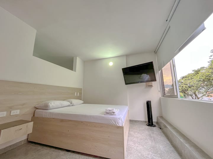 Neón | Confortable Miniapto En Edificio Autónomo - Ibagué