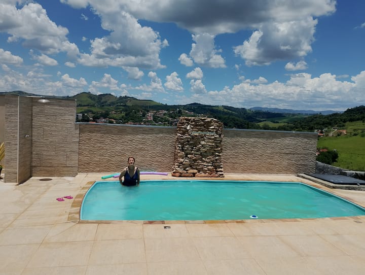 Chalé Em  Lindoia, Vista Pro Morro De Serra Negra - Águas de Lindoia