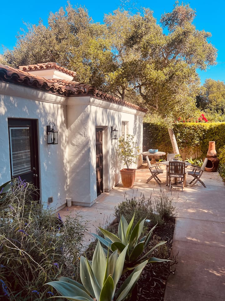 Montecito Casita Paquena - Montecito, CA