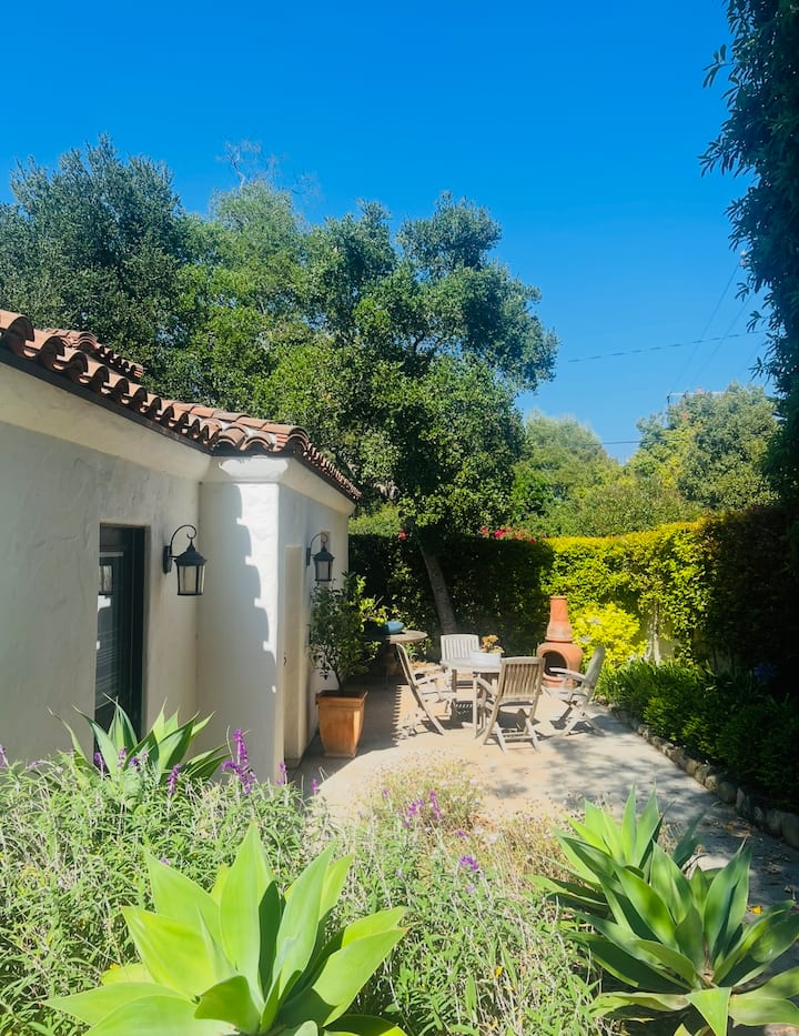 Montecito Casita Paquena - Montecito, CA