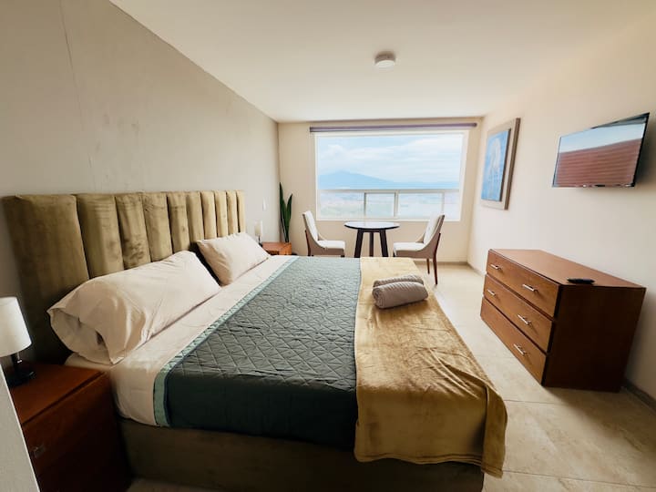 Vista Panorámica, Cama King, Terraza Y Cochera - Morelia