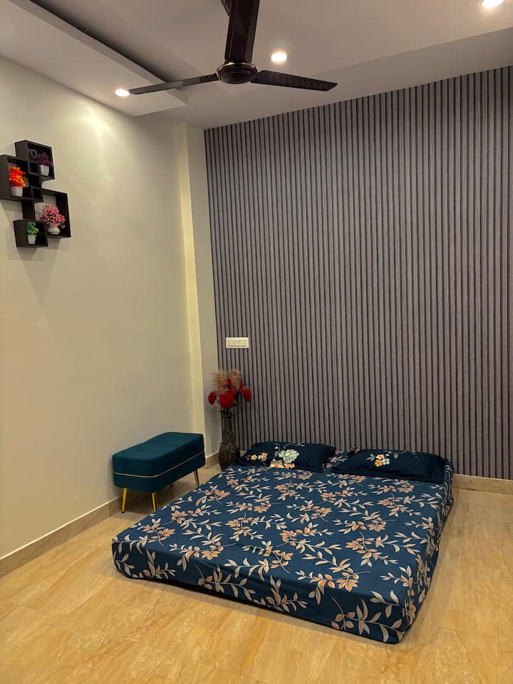 Private 2bhk Apartment In Delhi(ac,tv,ro,utensils) - Bahadurgarh