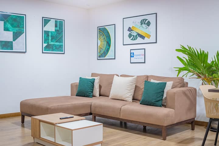 Terra Alta - Lujo Y Comodidad Con Parking Privado - Ecuador