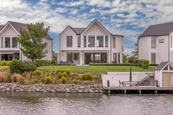 Clearwater Golf Resort - Luxury Home - Kaiapoi
