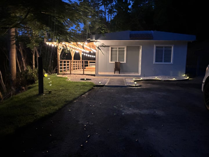 Linda Casa Con Vista Al Lago. - Gurabo