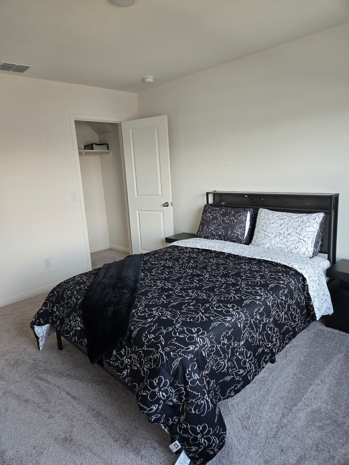 Kim - Maisons à louer à Maxwell, Texas, États-Unis - Airbnb