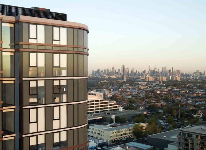 In The Heart Of Moonee Ponds - Melbourne