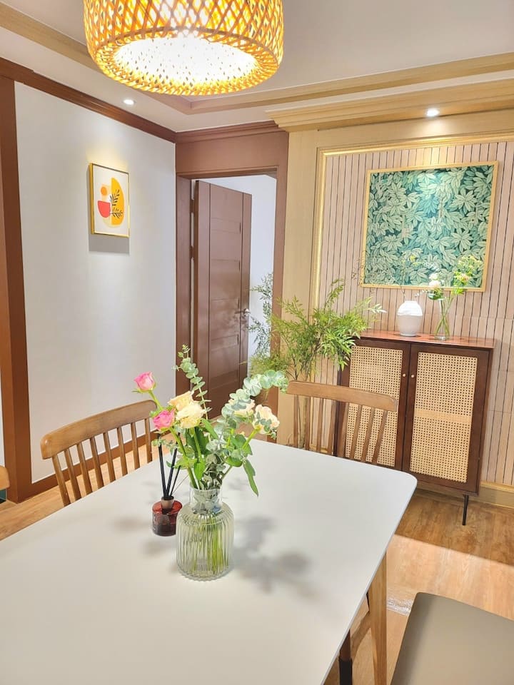 반월당역 도보3분/남산동/무료주차/지하철 전노선/쇼핑관광맛집/짐보관/침대4/호텔침구/동성로 - Daegu