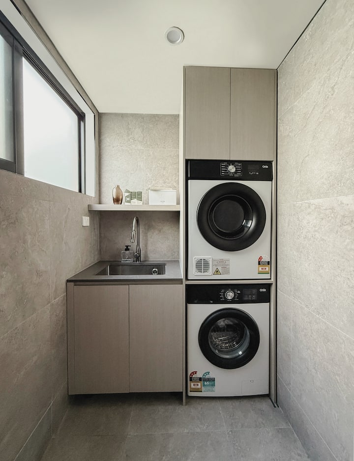 3-bedroom Guest House With Full Kitchen And Bath - Parramatta