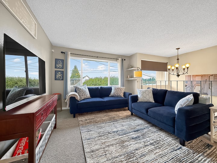 3br Shabby Chic Home Near The Lake - 에버렛