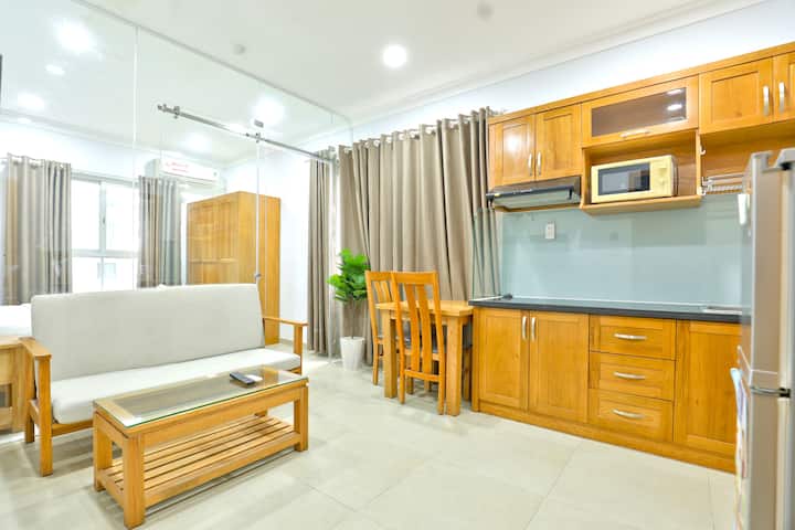Cozy 1br Apartment In Hcmc’s Japanese Quarter - Ho Chi Minh-staden
