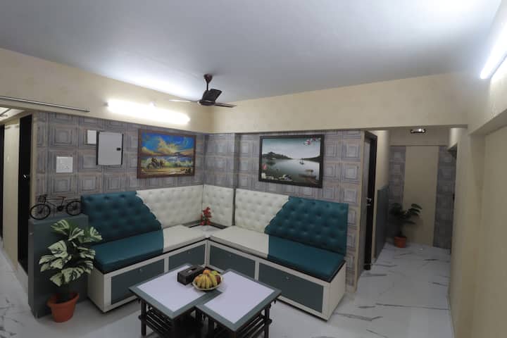 4bhk Flat In 56 West Vile Parle - Mumbai