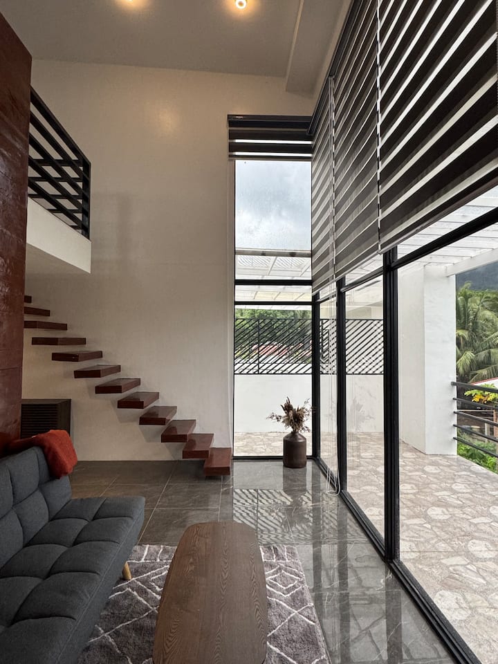 Villa Sóller – Stylish Loft W/ Scenic Island Views - Camiguin