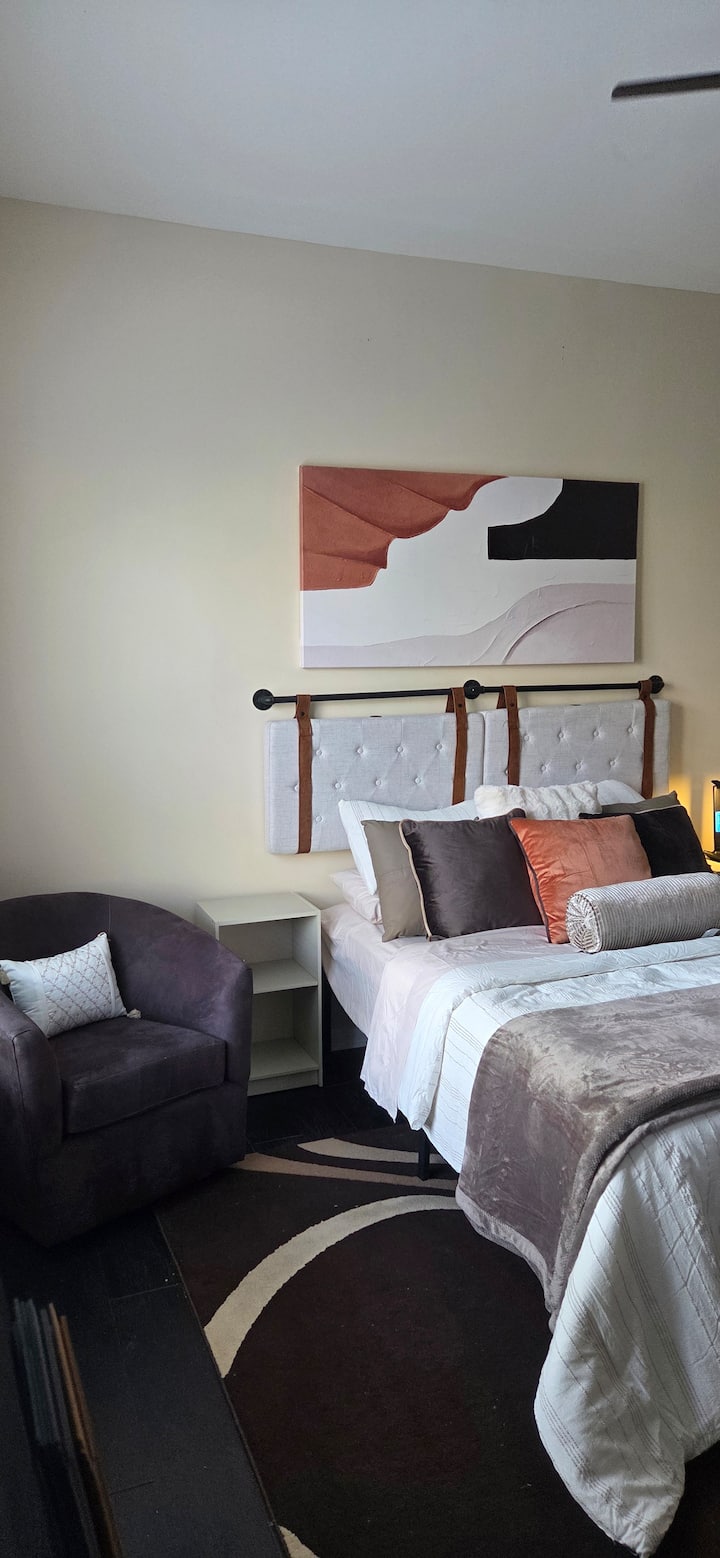 Nice Southend Condo - Close To Everything! - Charlotte Douglas Airport (CLT)