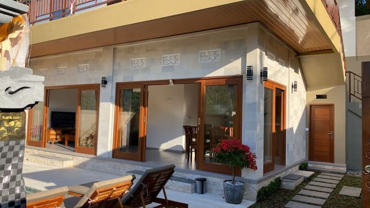 Arta Villa - Seraya