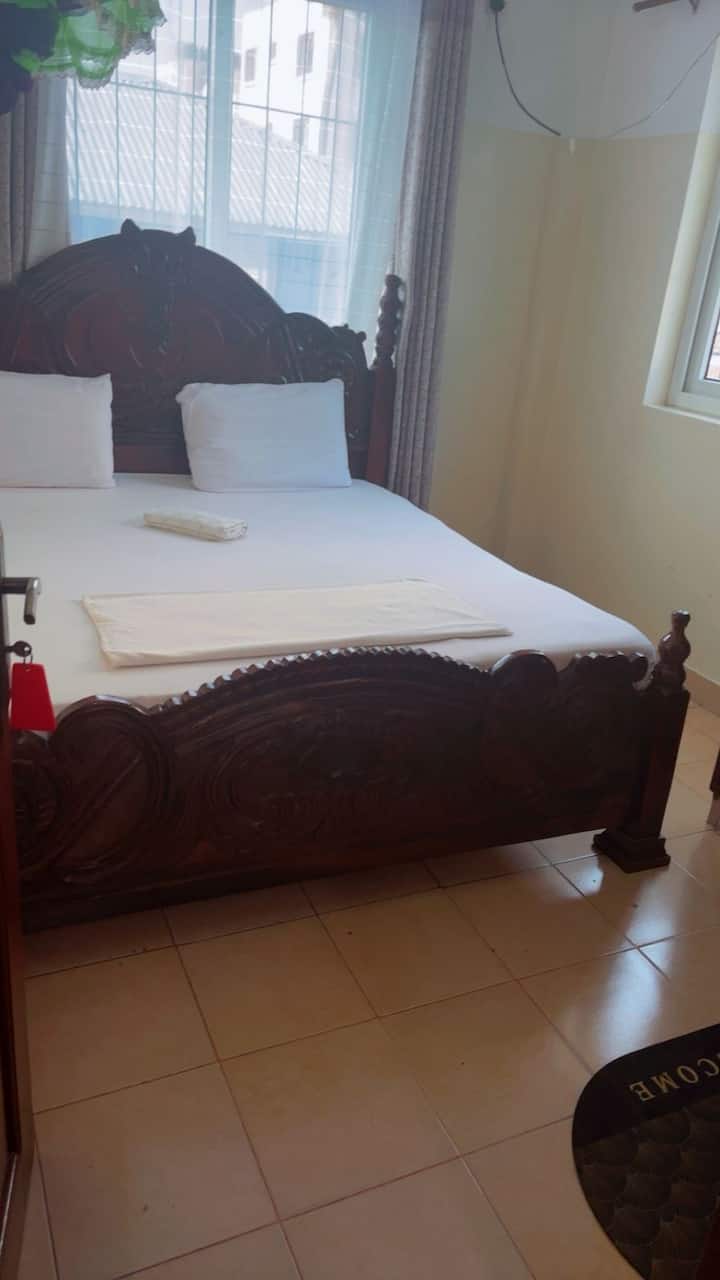 Royal Guest - Mombasa