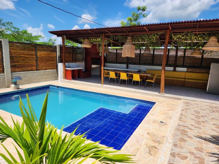 Escápate A Tu Chalet Privado Con Piscina® - Turbaco