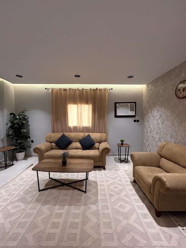 شقة غرفة وصالة بموقف خاص - Jeddah