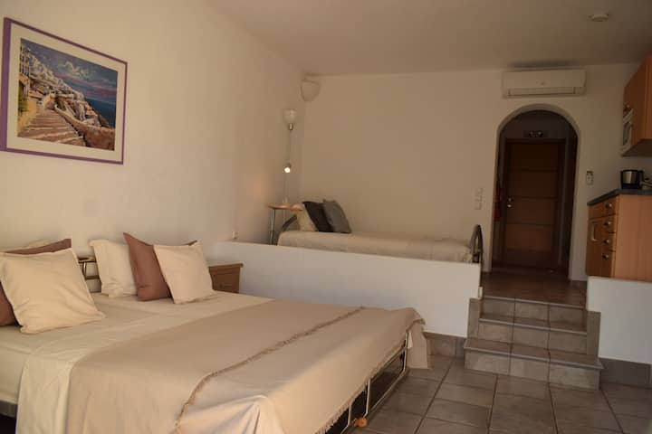 Romantic Studio · Bathtub · Sea Views · Elounda - Elounda